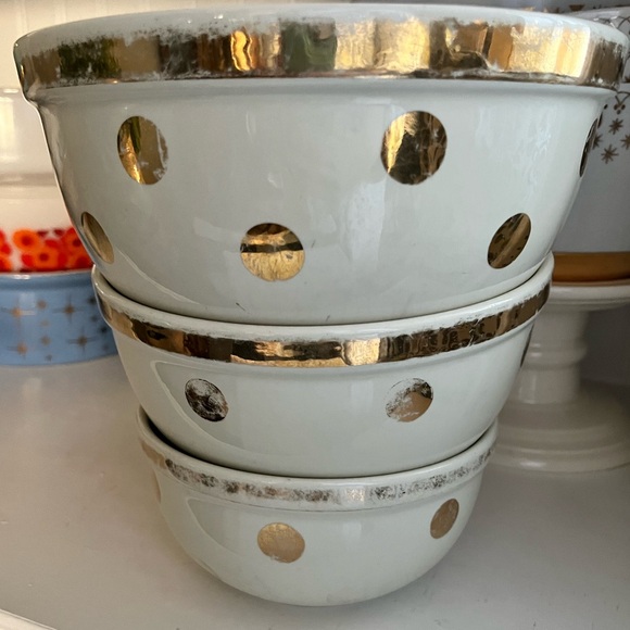 Vintage | Kitchen | 941 Halls Superior Kitchenware Polkadot Pattern ...